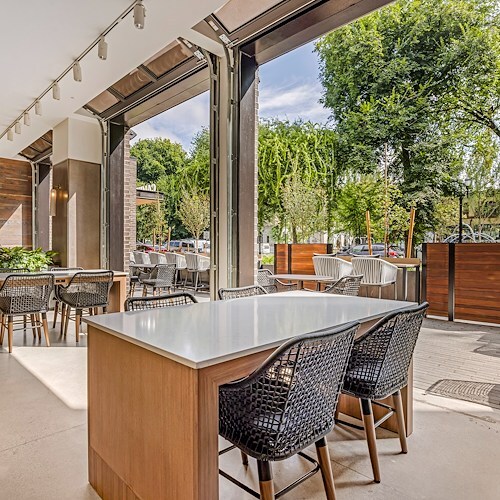 Portland OR Restaurants - The Recess Restaurant