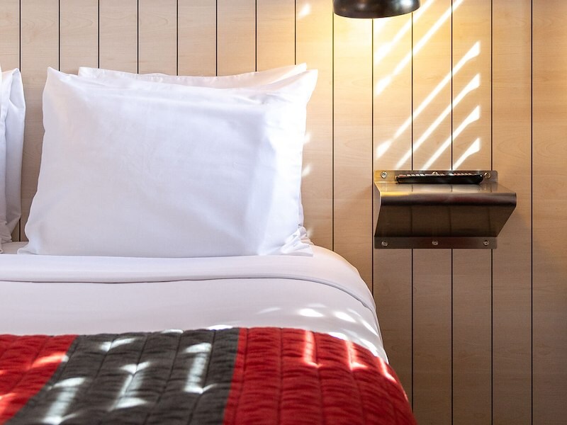 Budget-Friendly Hotel Rooms in Murray Hill | Pod 39