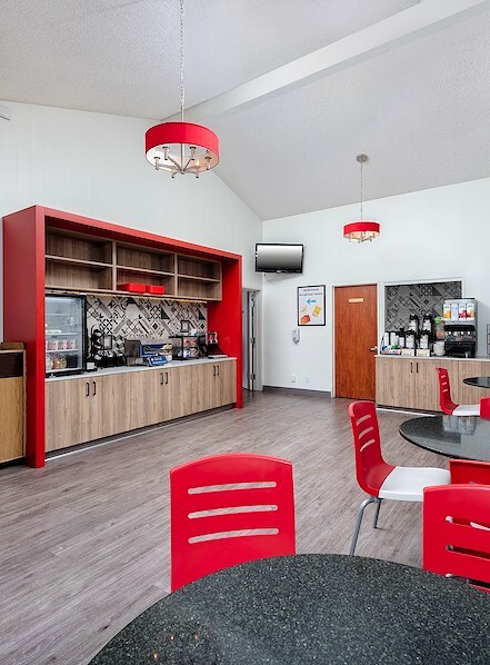 Santa Barbara Hotels | Ramada by Wyndham Santa Barbara