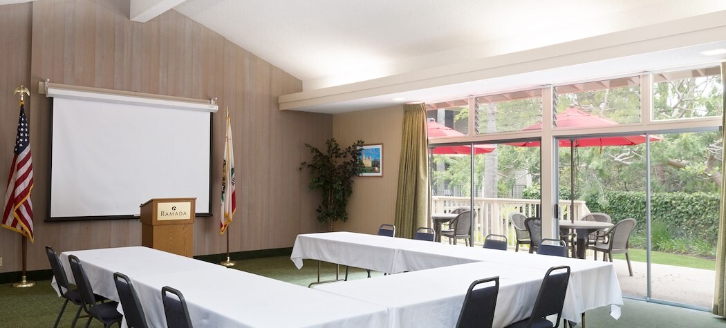 Santa Barbara Hotels | Ramada by Wyndham Santa Barbara