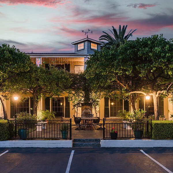 Places to Stay in Santa Barbara| Contact | Santa Barbara Hotel Collection