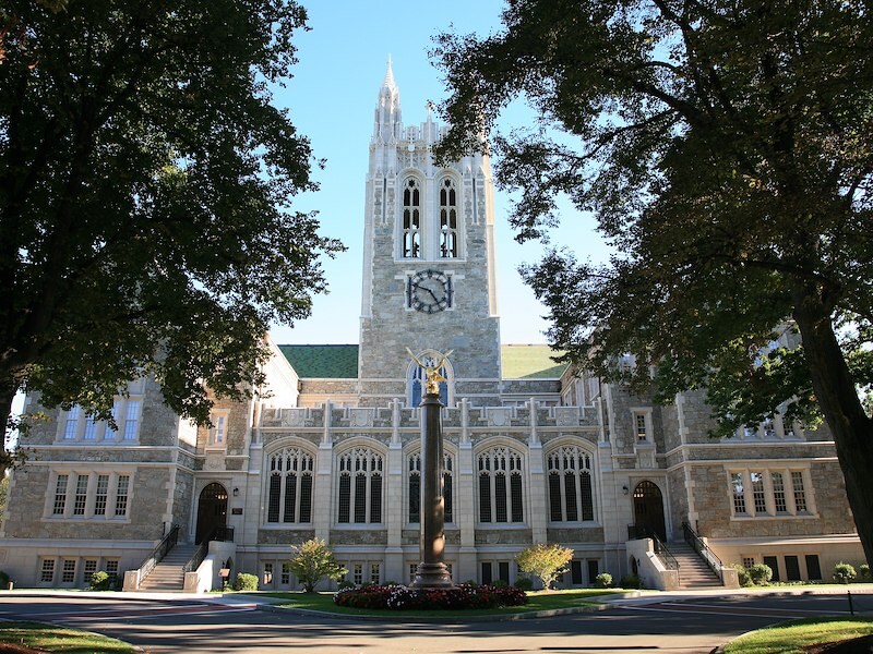Best Colleges in Boston | Seaport Hotel