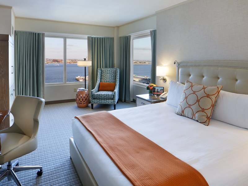 Luxury Boston Hotel Rooms and Suites – Seaport Hotel