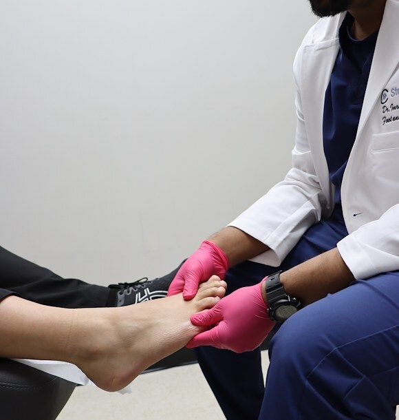 Comprehensive Vascular & Podiatry Care | StrideCare