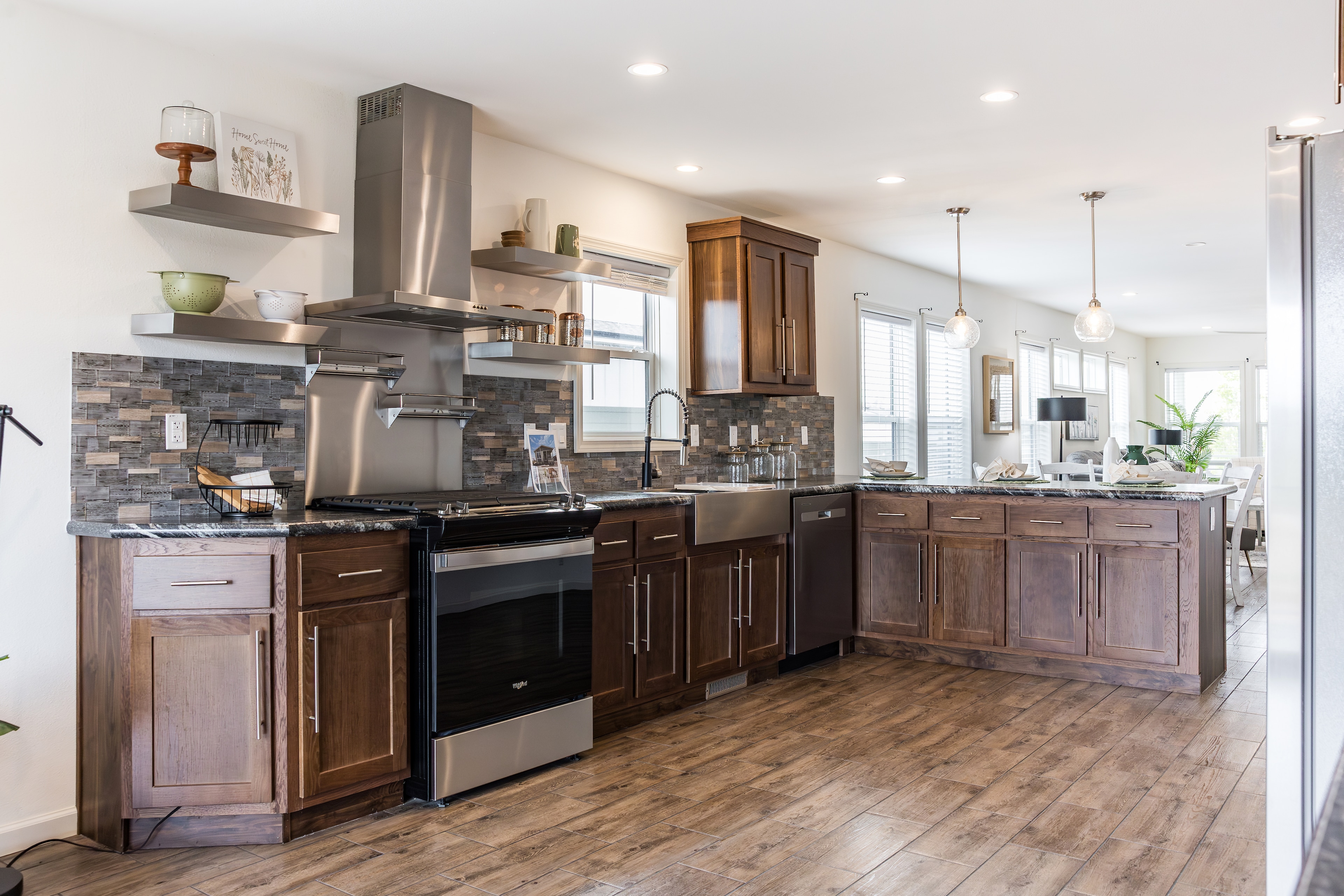 Exploring Energy-Efficient Features in Manufactured Homes