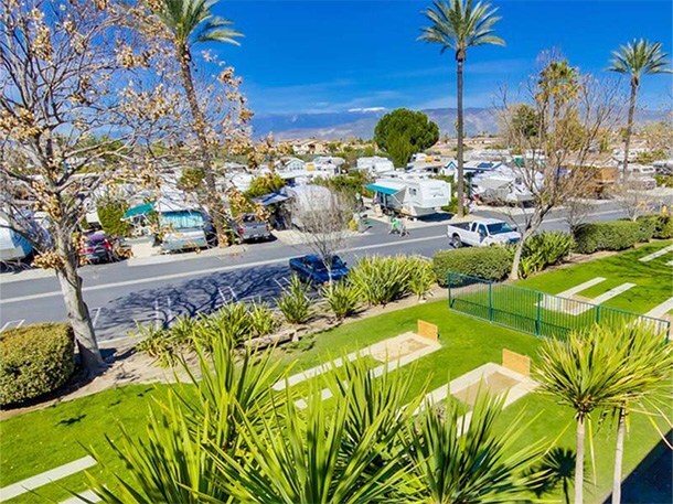 RV Sites in Hemet, California – Golden Village Palms RV Resort