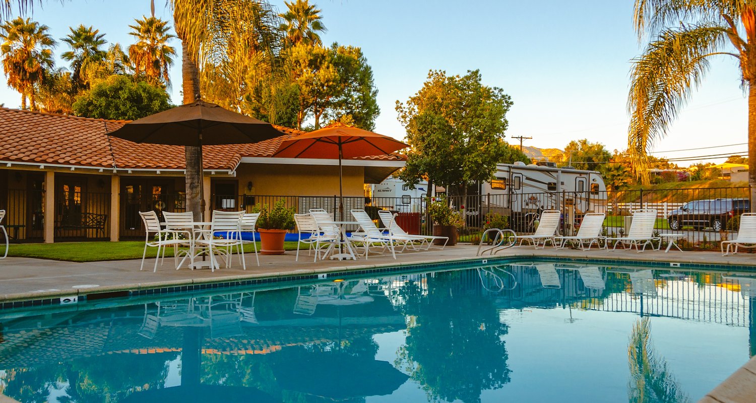 RV Resort in San Diego County | Oak Creek RV Resort - Sunland