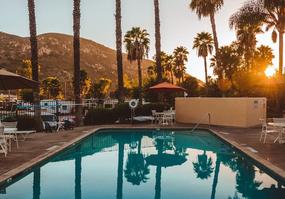 RV Resort in San Diego County | Oak Creek RV Resort - Sunland