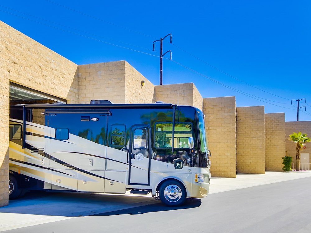 Palm Springs RV Resort Photos | Emerald Desert RV Resort - Sunland