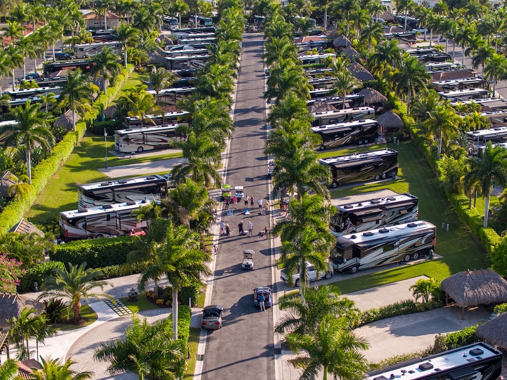 Naples RV Resort Photos | Naples Motorcoach Resort & Boat Club - Sunland