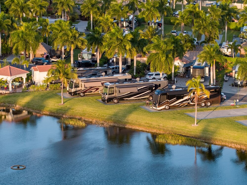 Naples RV Resort Photos | Naples Motorcoach Resort & Boat Club - Sunland