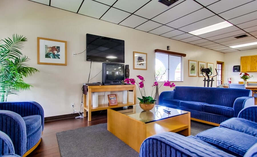 RV Resort in San Diego County | Vacationer RV Resort - Sunland