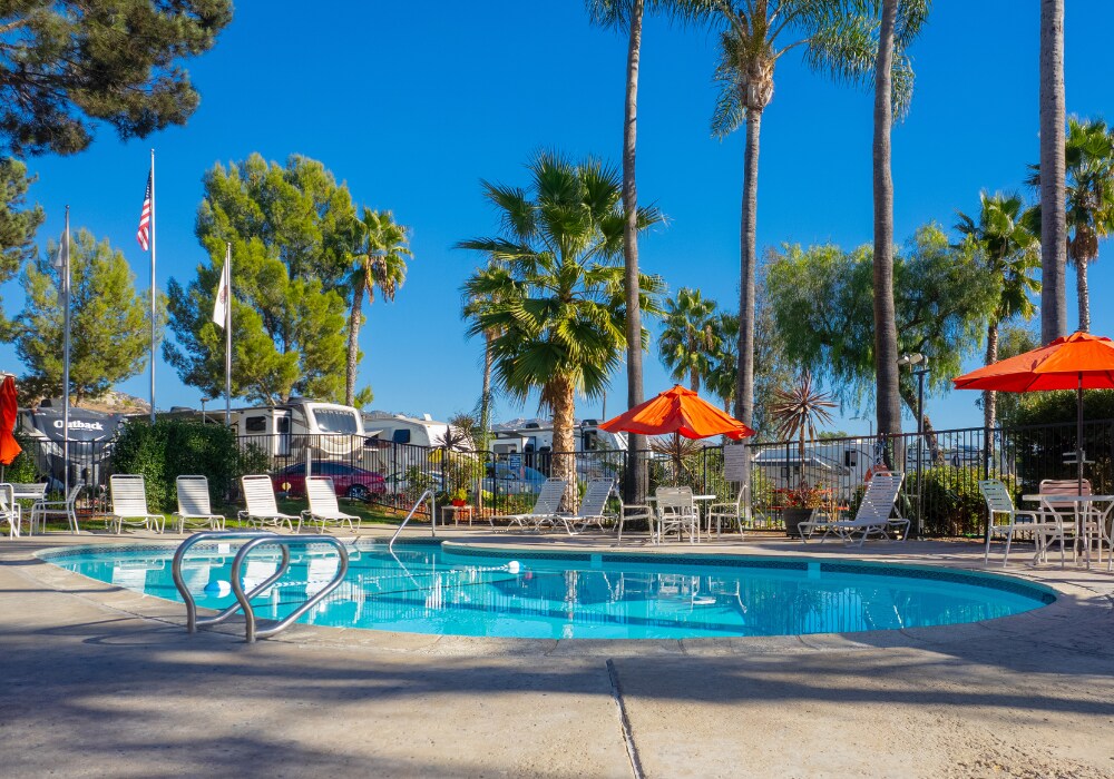 RV Resort in San Diego County | Vacationer RV Resort - Sunland