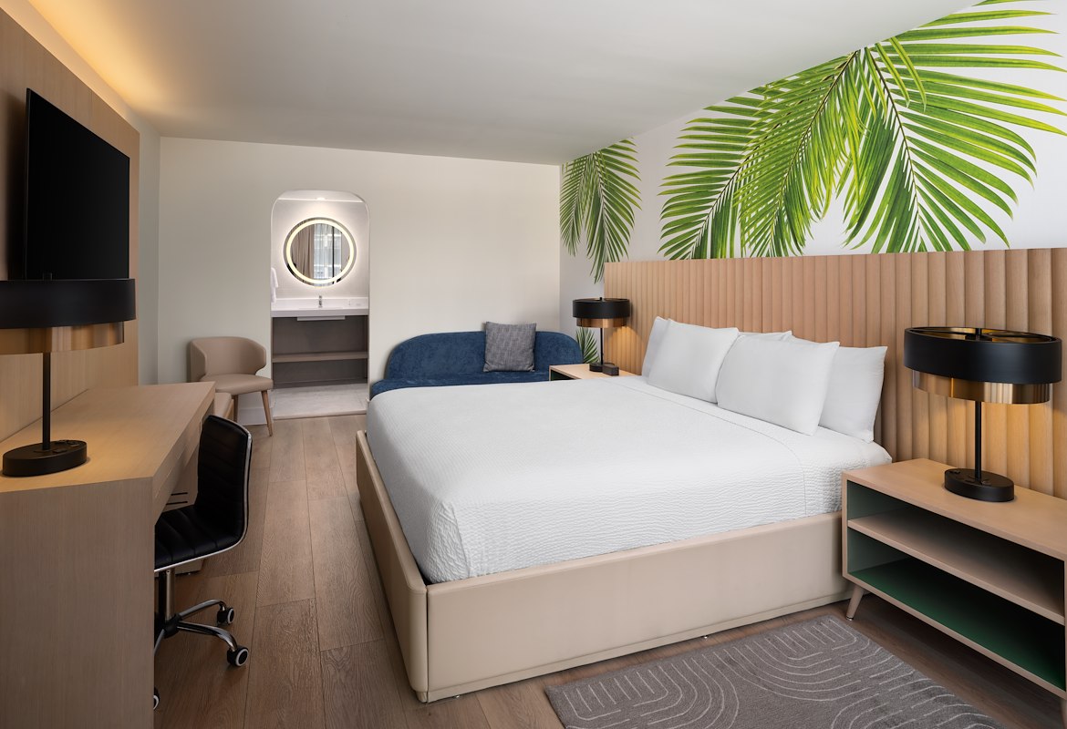Hollywood Florida Hotel Pictures | The Harrison Hotel Downtown