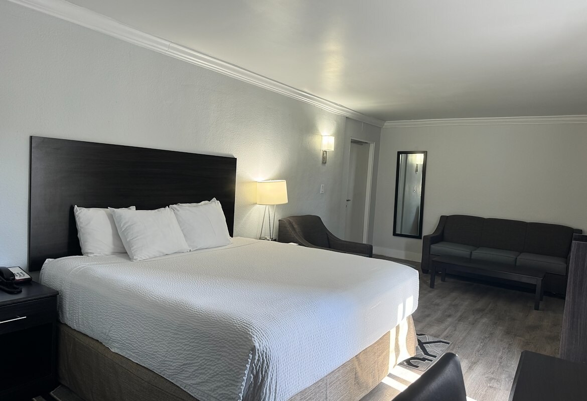 Hollywood Florida Hotel Pictures | The Harrison Hotel Downtown