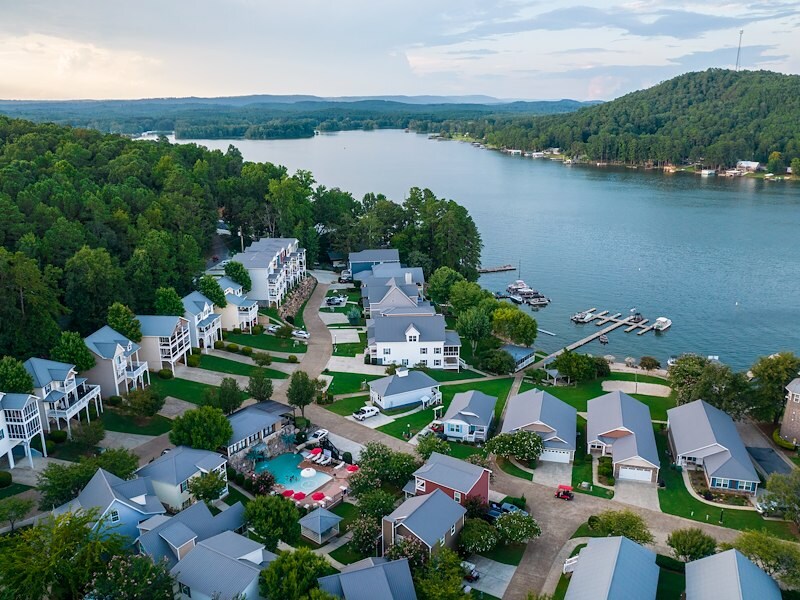 Weekly & Monthly Lake Home Stays | Chesnut Bay Resort