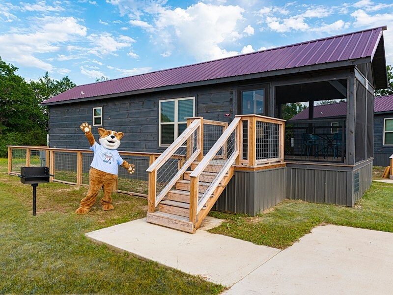 Better Than a Hotel: Great Escapes Bryan-College Station Resort-Style ...
