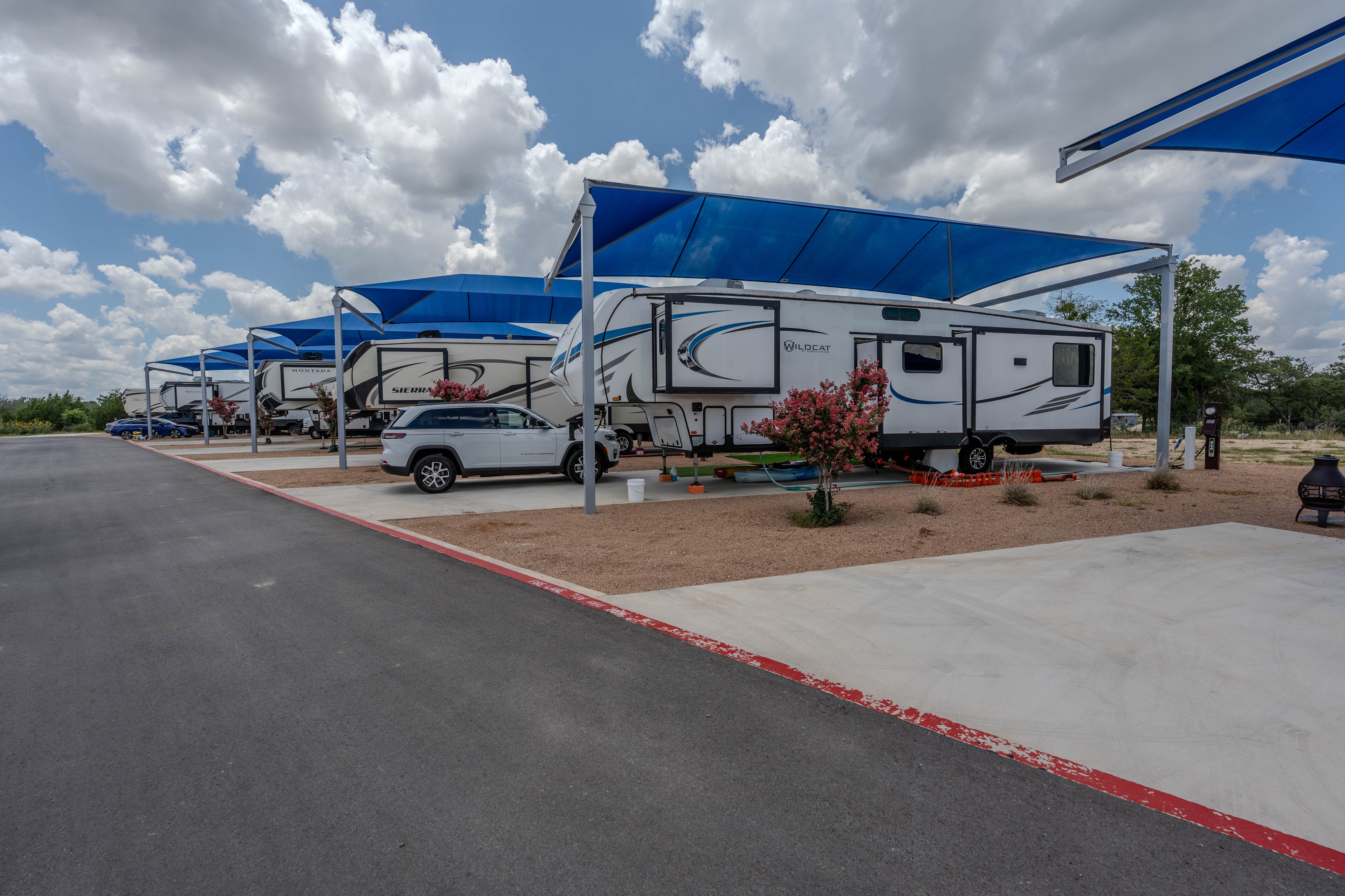 Jellystone Park™ Austin North | Family Cabin & RV Resort Near Austin, TX