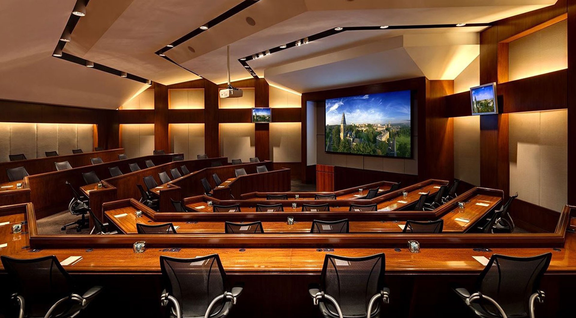 Ithaca, NY Hotel on The Cornell Campus - The Statler Hotel