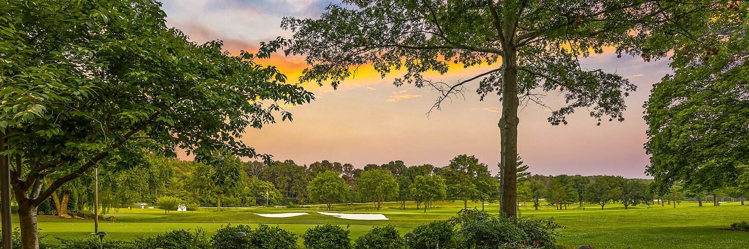 Turf Valley Towne Square: Shopping, Dining & Spa Treatments