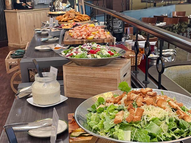 Indoor & Outdoor Dining - Ellicott City - Turf Valley Resort