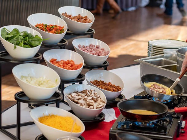 Indoor & Outdoor Dining - Ellicott City - Turf Valley Resort