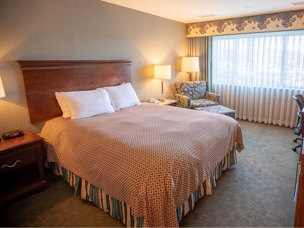 Ellicott City Rooms & Elegant Suites - Turf Valley Resort