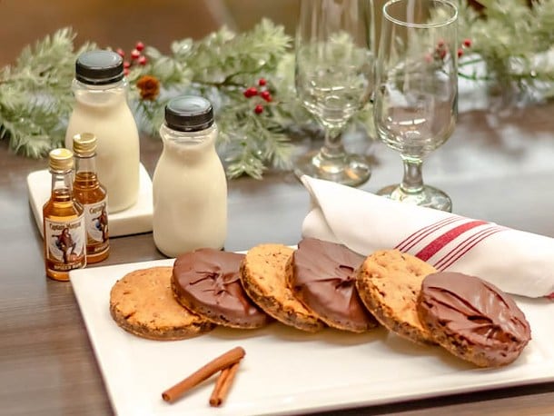 Christmas Suite Package for Maryland Getaway – Turf Valley Resort