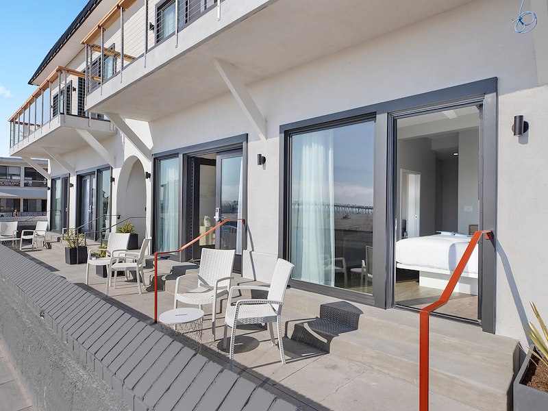 Beachfront Rooms & Suites at Sea Sprite Beach Club