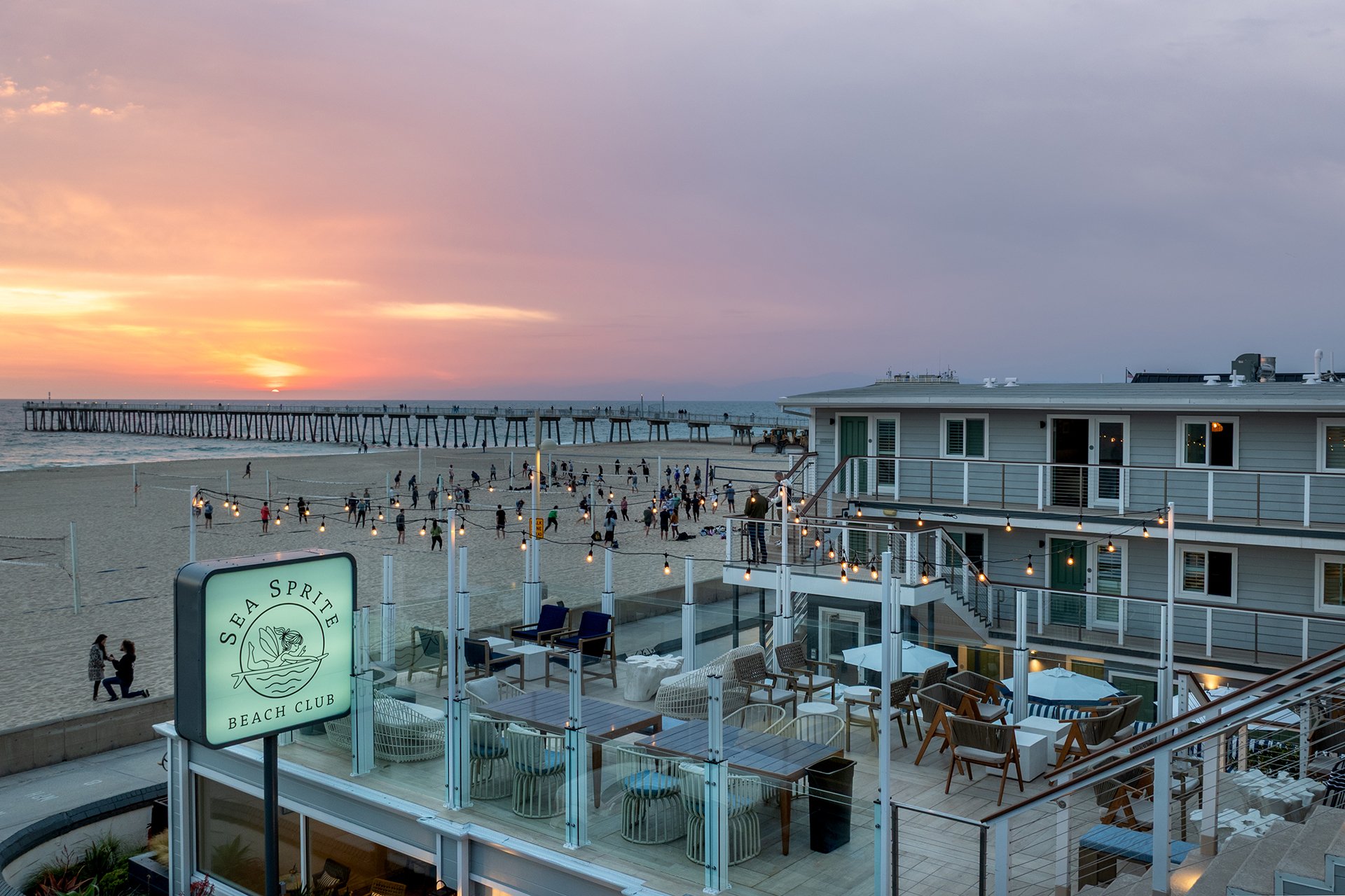 Beachfront Hotel in Hermosa Beach - Sea Sprite Beach Club