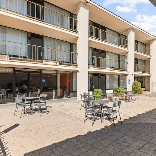 Hotels in Sacramento | Vagabond Inn Executive Sacramento