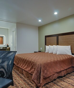 West Coast Hotels | Vagabond Inn