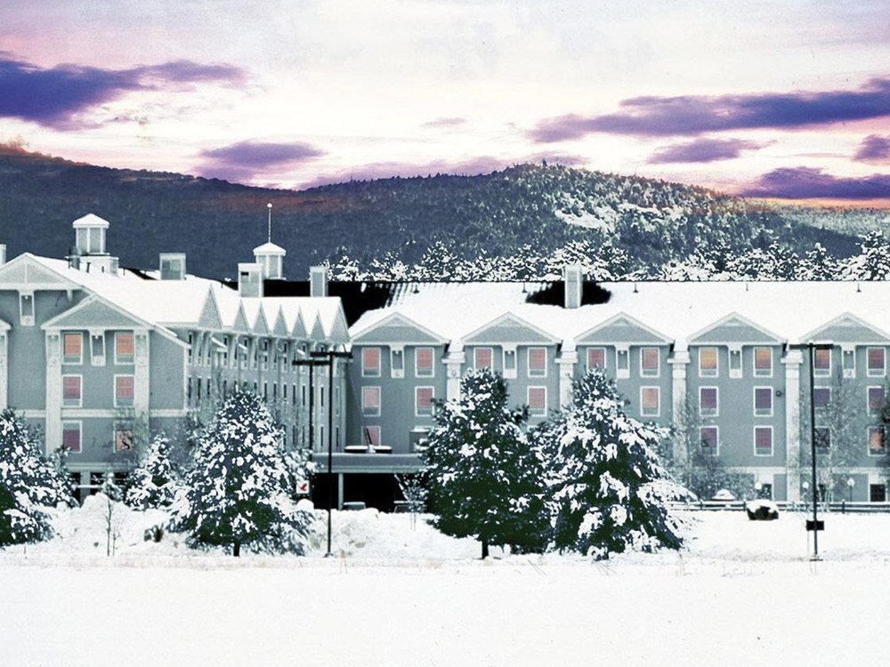 Best Hotel in North Conway, NH | North Conway Grand Hotel