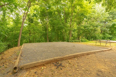 Jellystone Park™ Natural Bridge