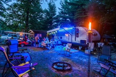 Jellystone Park™ Warrens