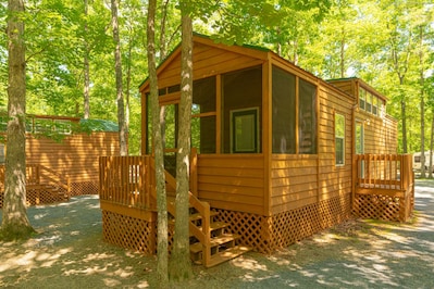 Jellystone Park™ Natural Bridge