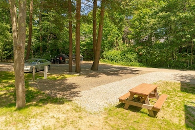 Sun Retreats Wild Acres