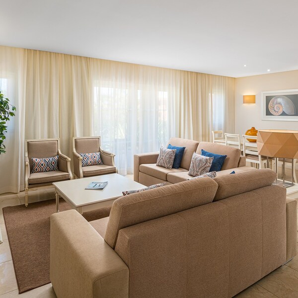 Luxury Suites and Villas in the Algarve | Monte Santo Resort