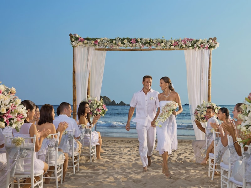Sunscape Coco Punta Cana Wedding Venues | Destination Weddings