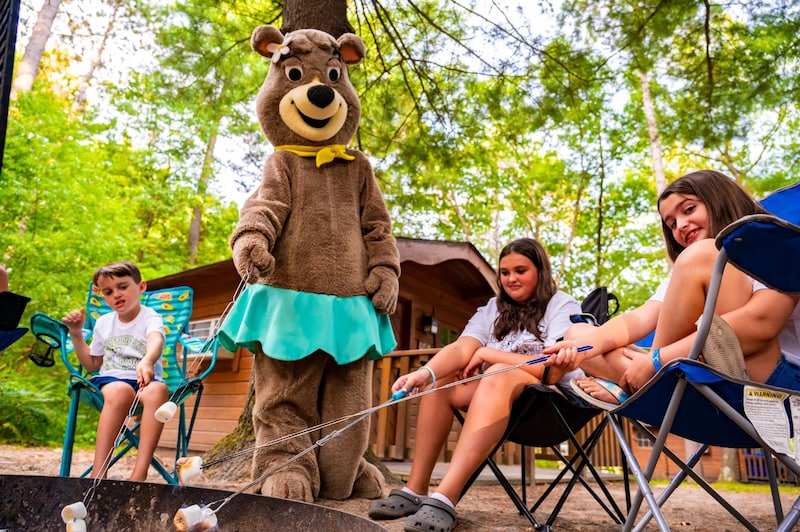 Ways to Stay | Jellystone Park Warrens, WI