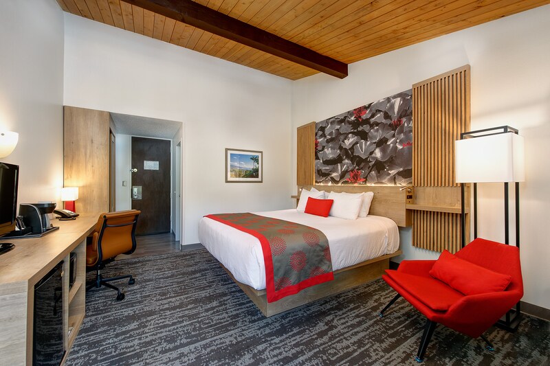 Hotel rooms in Santa Barbara | Ramada by Wyndham Santa Barbara