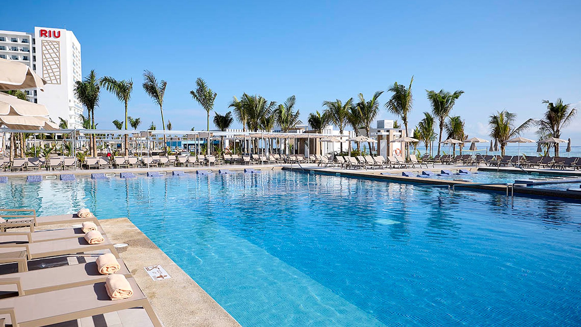 Riu Palace Aquarelle Montego Bay Wedding Packages | Destination Weddings