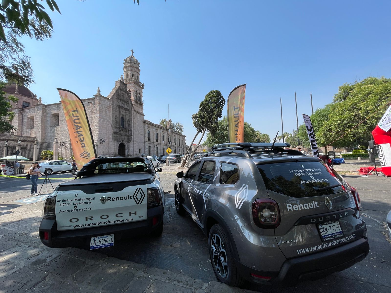 Una Guia completa para Financiar y Deducir vehículos de negocio