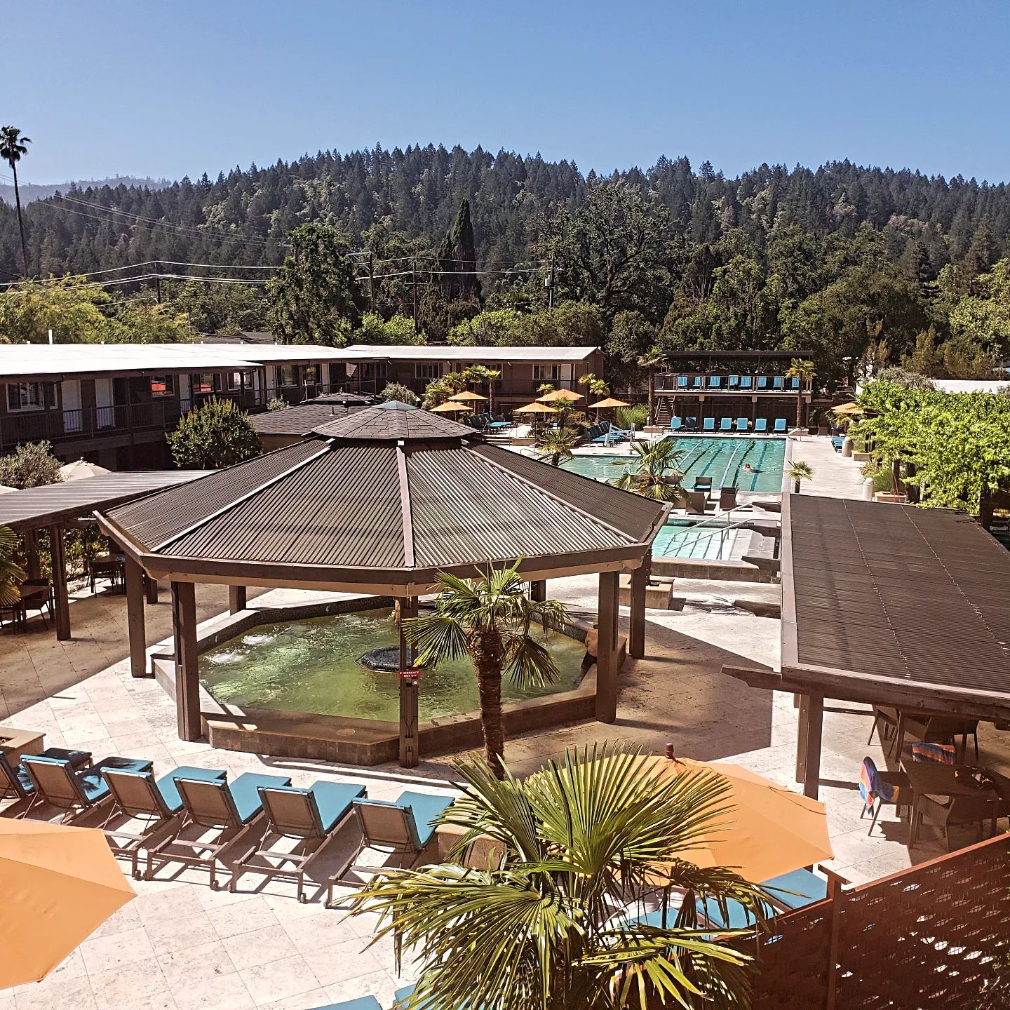 Charming Calistoga Resort and Spa | Calistoga Spa Hot Springs