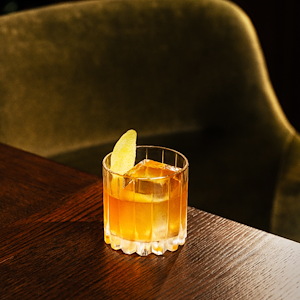 Cameo Bar | Level 80 Cocktail Bar at The Ritz-Carlton, Melbourne