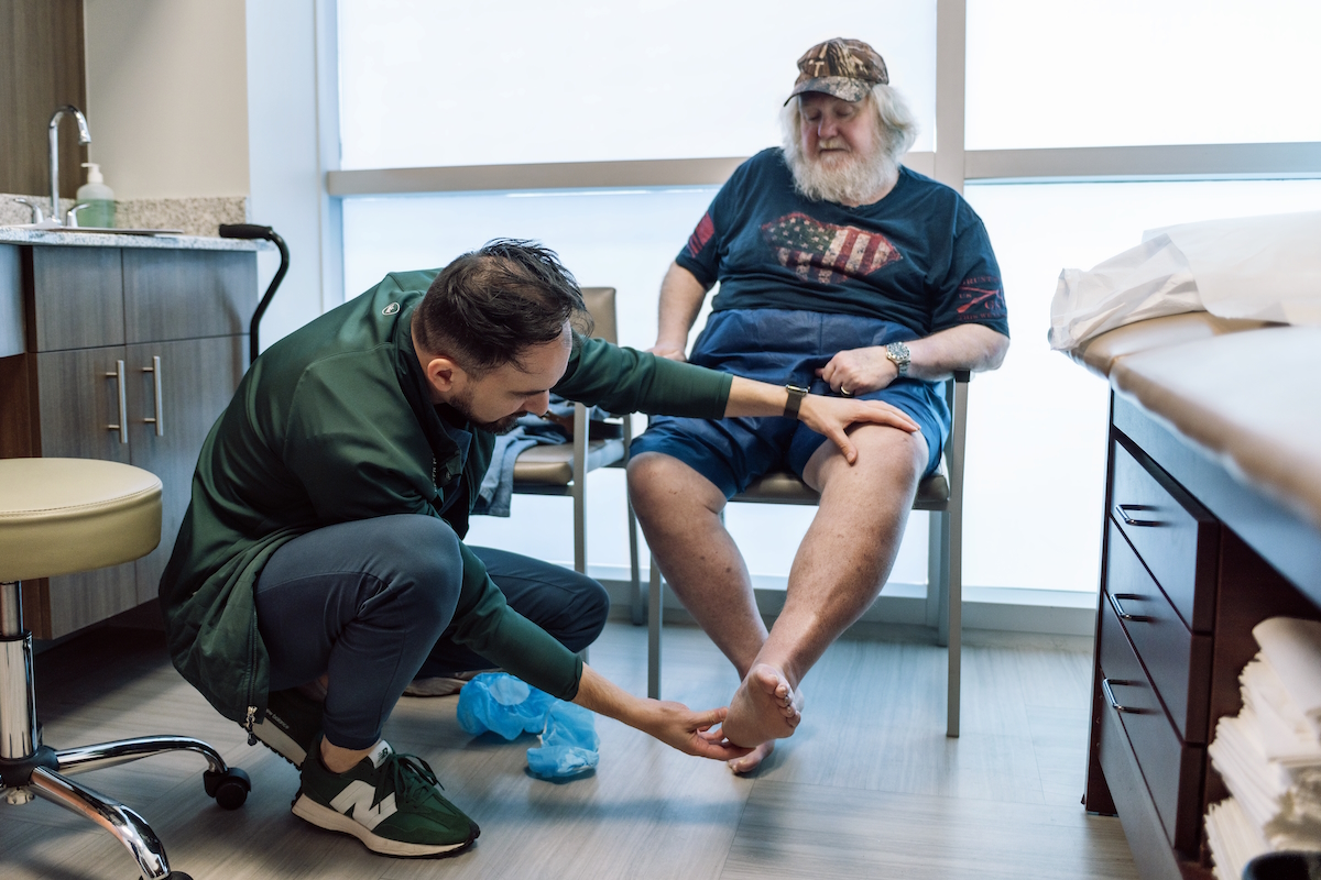 Ankle Pain After Walking: When Vascular Issues Are the Cause