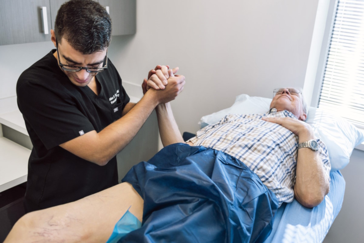 A Great Vascular Surgeon: Training and Experience Needed - StrideCare