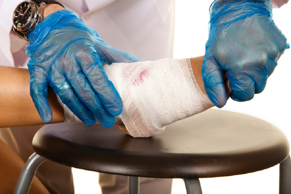 Need Chronic Wound Care? How Vascular and Wound Care Specialists Work Together - StrideCare