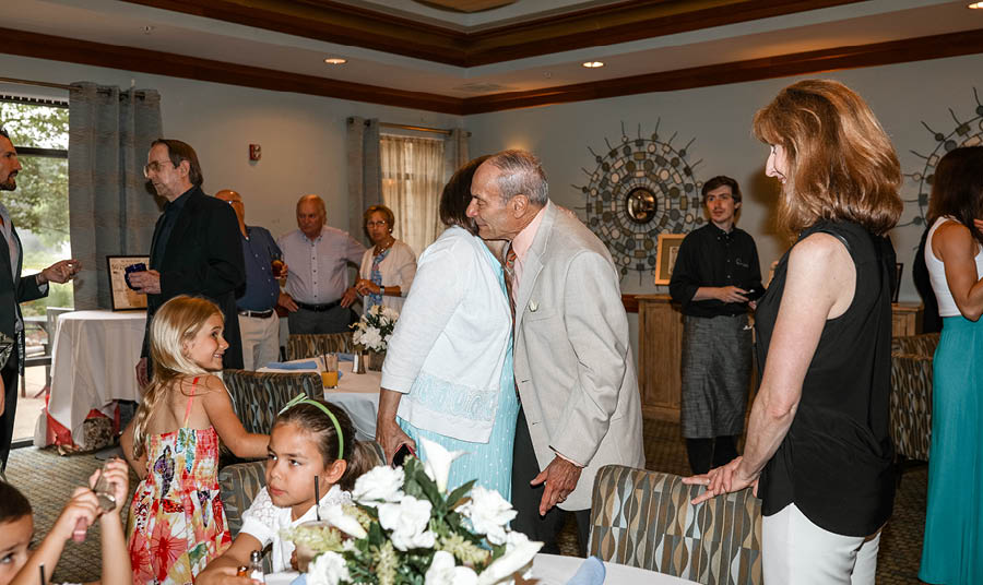 Hosting the Perfect Family Reunion